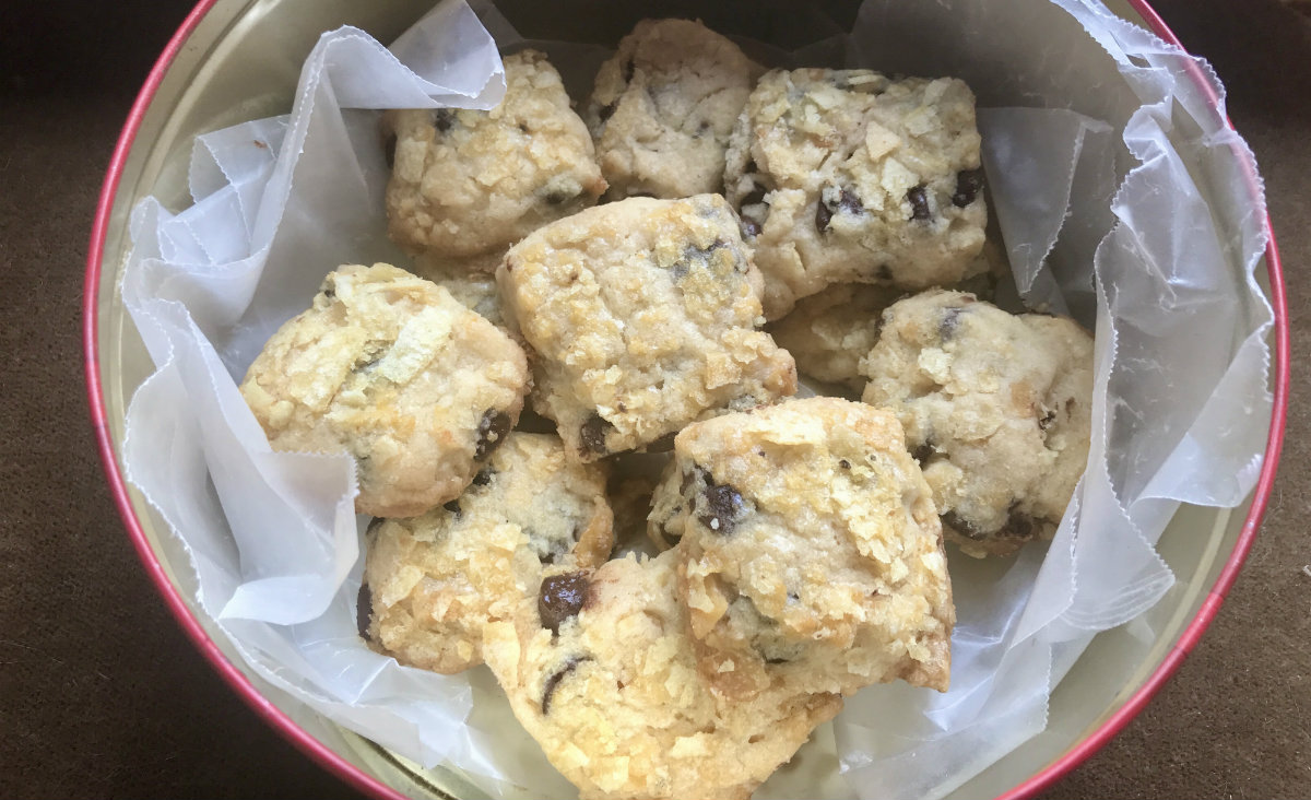 Recipe: Potato Chip-Chip Shortbread